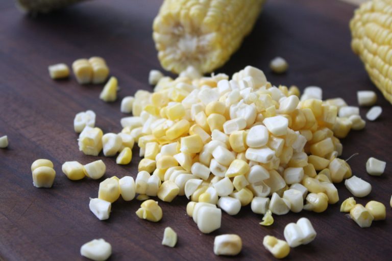 How to Cut Corn Kernels off the Cob – Cooking Clarified